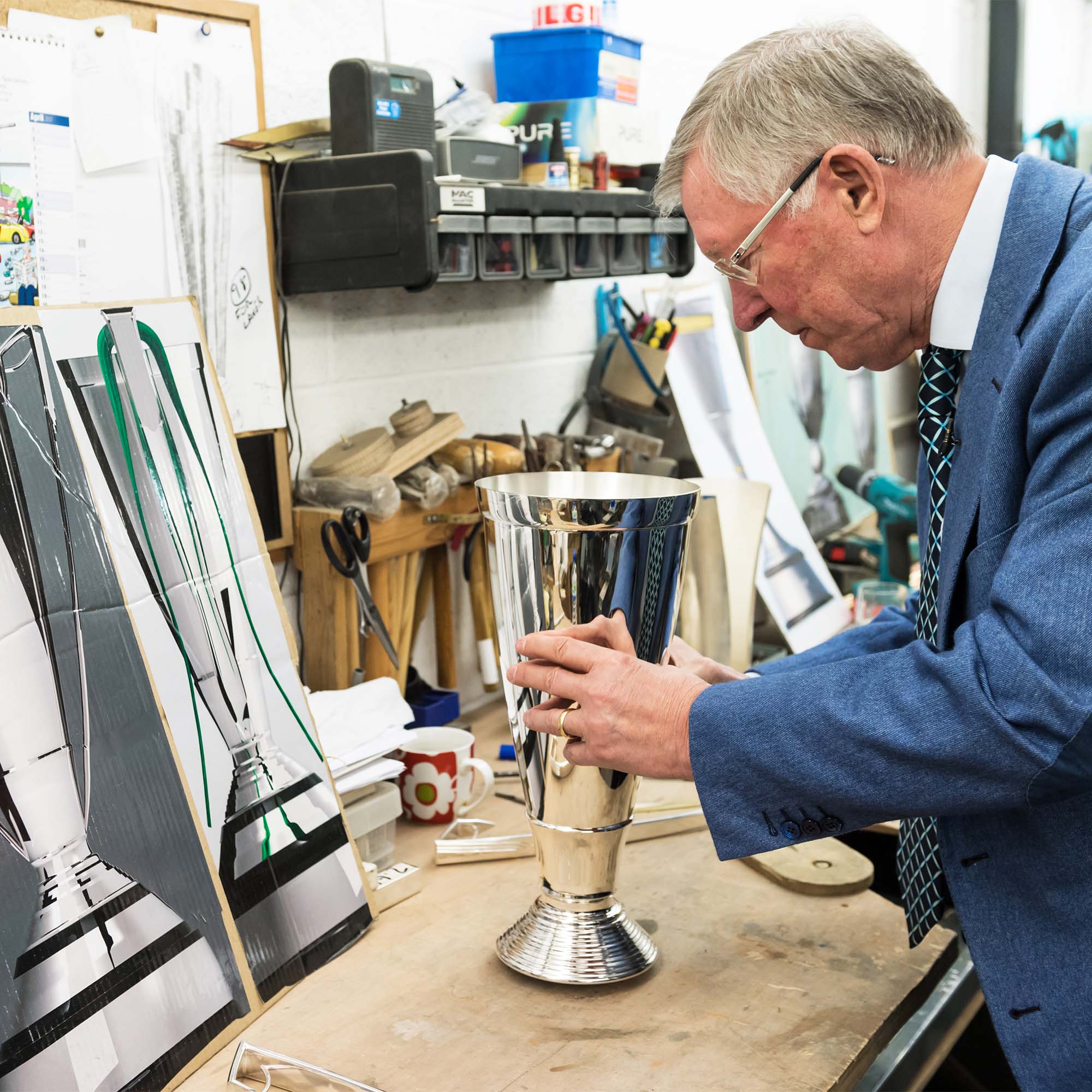 Makers of the LMA Sir Alex Ferguson Trophy - Thomas Lyte Makers of the LMA Sir Alex Ferguson Trophy - Thomas Lyte